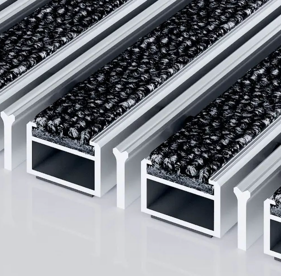 EMCO Eingangsmatte Marschall Premium PS Care mit Kratzkante – Logomatten Welt